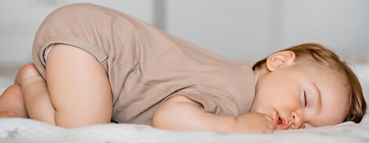 Bayi Tidur Dengan Mulut Terbuka, Tanda Nyenyak Atau Bahaya? - Ibupedia