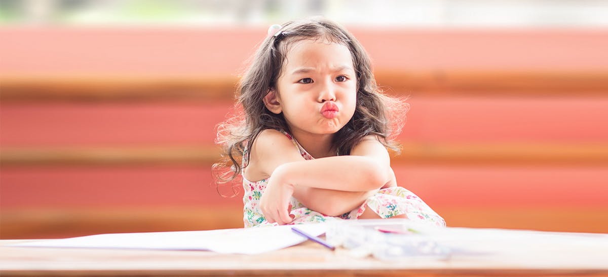 Kenali 8 Tanda Anak Manja dan Tips Menghadapinya - Ibupedia