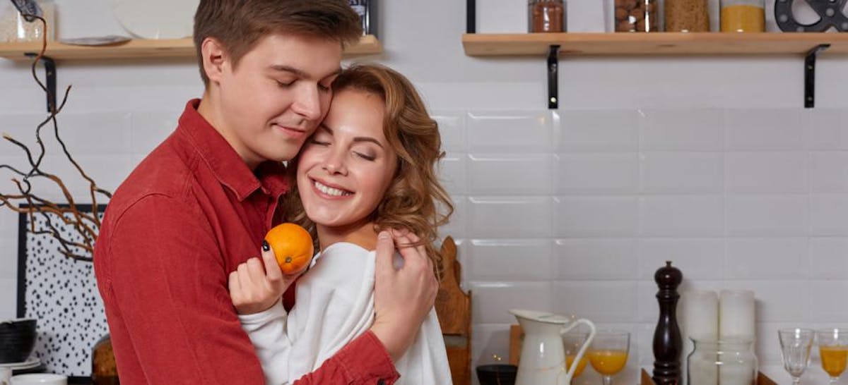 Seberapa Bucin Suami Ibu Ini Ciri Ciri Suami Yang Setia Ibupedia